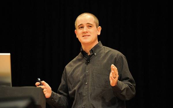 软件开发者 Marco Arment “跨界” 成为杂志编辑 | 爱范儿