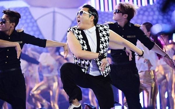 PSY YouTube 频道访问量将破 30 亿，历史第三人 | 爱范儿