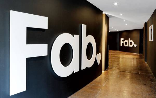 Fab 流量暴跌，闪购路向何方？ | 爱范儿