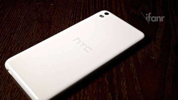 【视频】HTC Desire 816 评测：中端智能机的秀外慧中 | 爱范儿