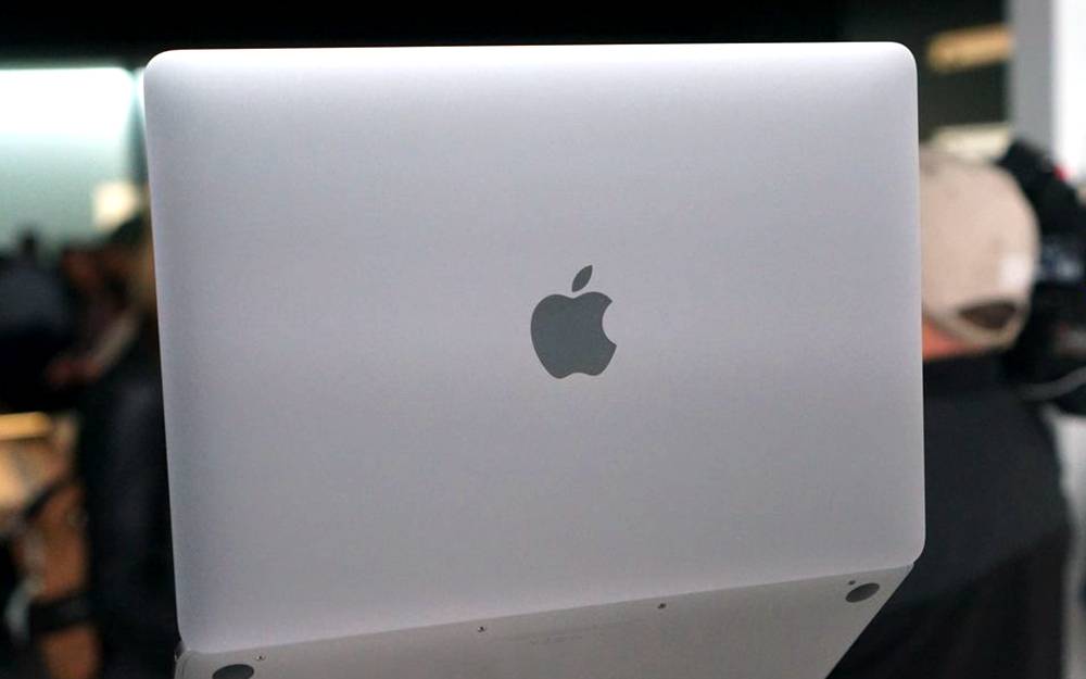 12 寸 MacBook 上手体验：极致轻薄，有失有得 | 爱范儿