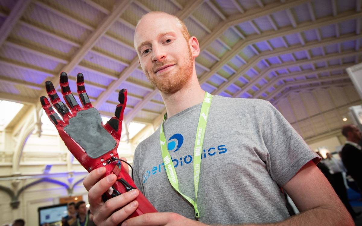 Open Bionics：制造低价、3D 打印的机器手 | 爱范儿