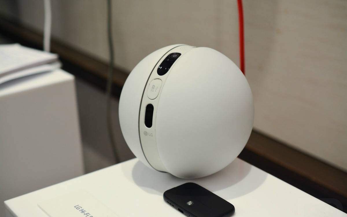 除了 VR 和 G5，LG 还带来了一个 “球” | 爱范儿