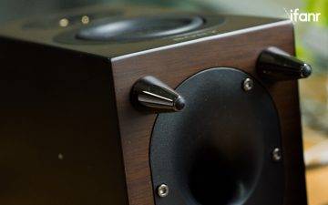 CAS-1 测评：索尼这套价值 6000 元的桌面小户型，真的不太“索尼” | 爱范儿