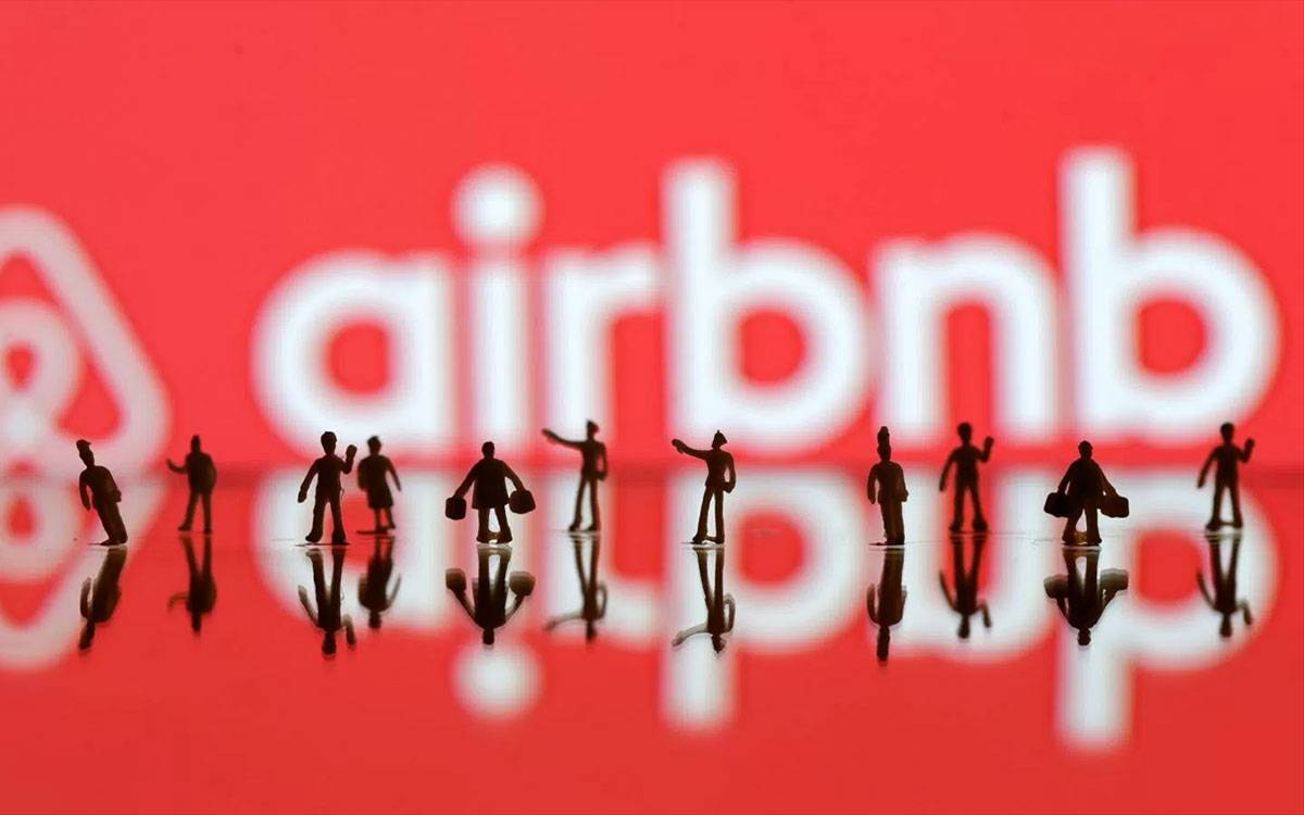 面对特朗普的移民禁令，Airbnb 开始提供免费住宿，Uber 拿出了 300 万 | 爱范儿