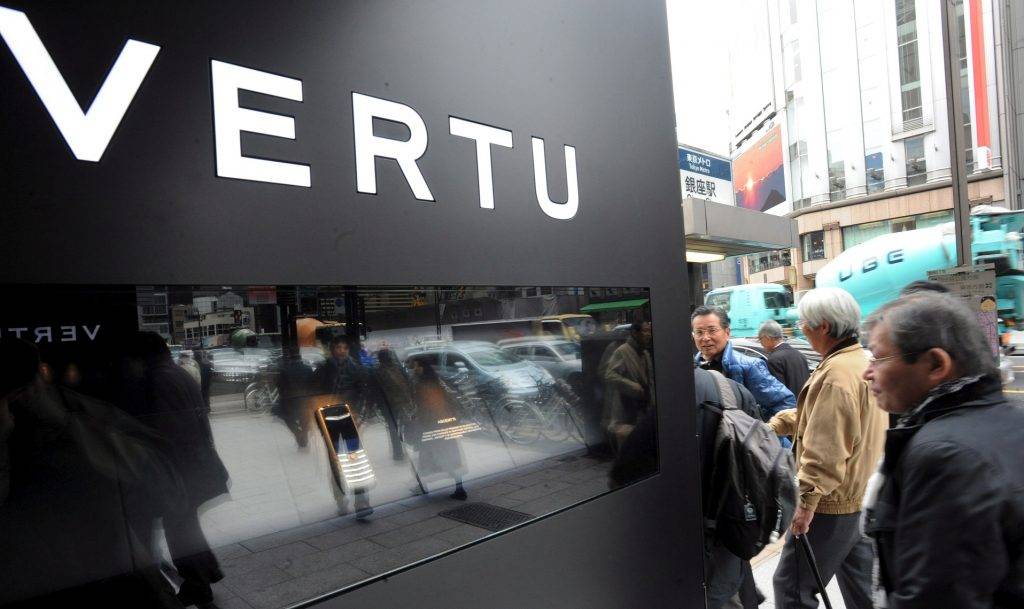 Vertu：诺基亚的弃子，5 年 3 次易主，这是它在流亡之路奔波的故事 | 爱范儿