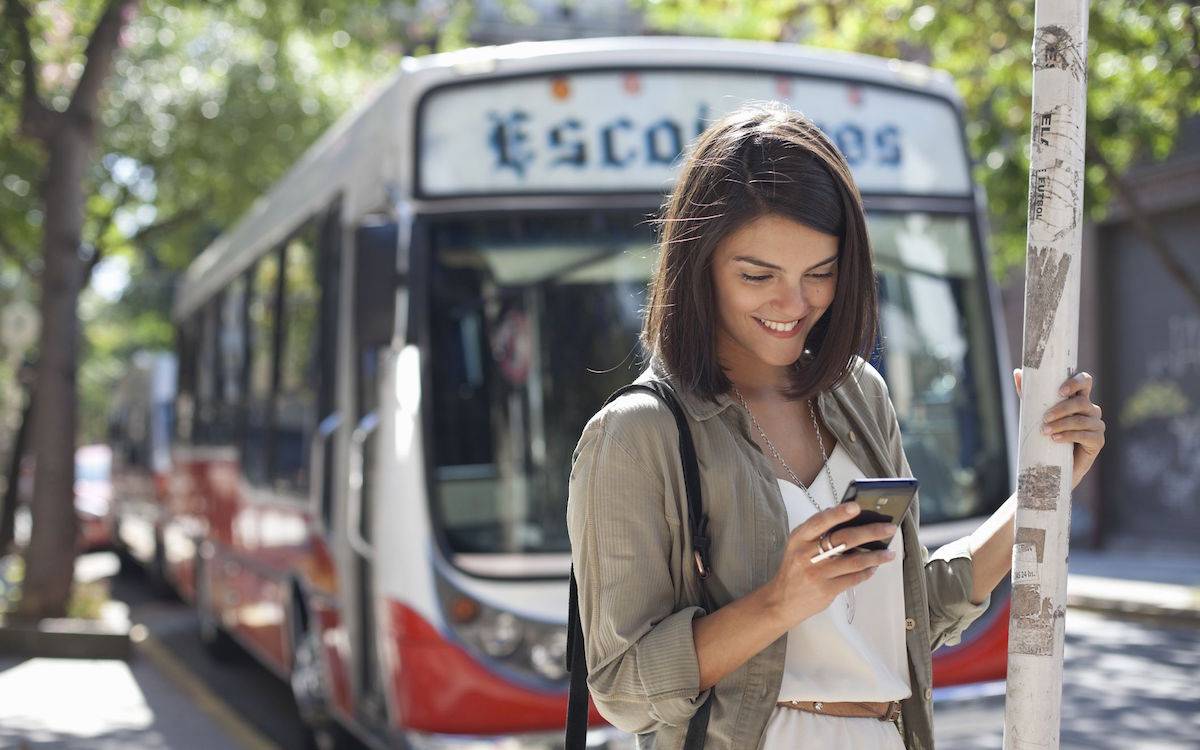 独家爆料！全国第一个「扫码乘车」小程序，背后竟有这些黑科技 | 爱范儿