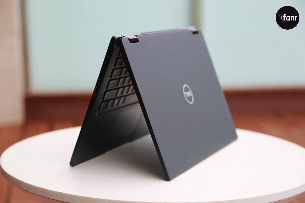 换上正装，你可能就真不认识我了：Dell Latitude 7390 2-in-1 评测 | 爱范儿