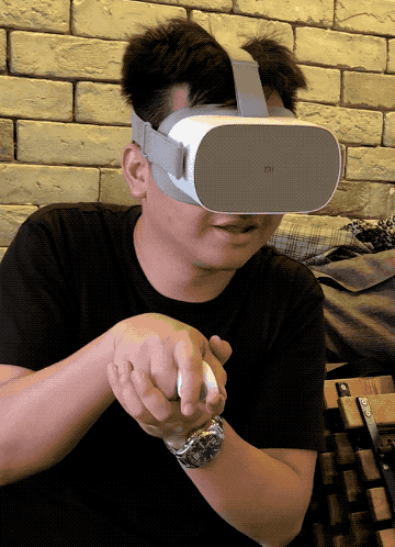 Oculus GO“国行版” 既视感：这台小米 VR 一体机，值得你花 1499 元入手吗？ | 爱范儿