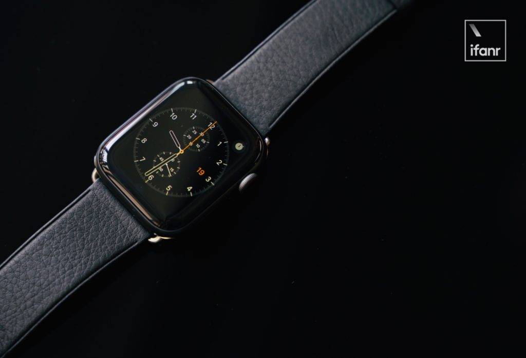 Apple Watch Series 4 首发评测：它是智能手表的 iPhone 4 | 模范评测 | 爱范儿