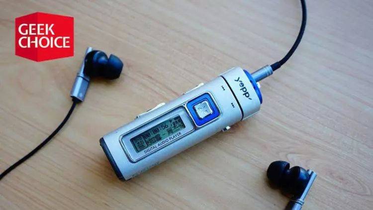当年这台千元旗舰 MP3, 128M 内存却能装下 50 首歌 | 爱范儿
