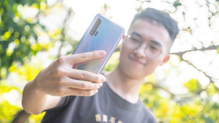 华为 nova6 系列评测：「no 暗夜」拍摄体验出色，表现全能的 5G 新机 | 爱范儿