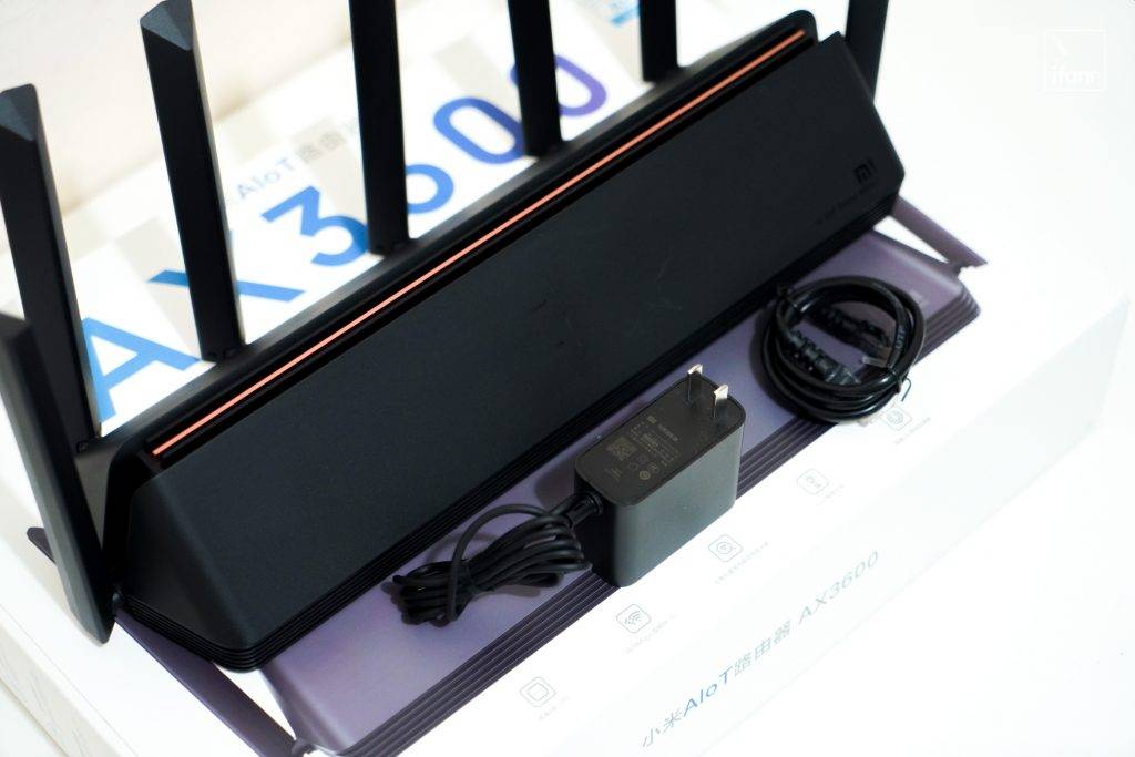 小米 AloT 路由器 AX3600 图赏：不到 600 元体验 Wi-Fi 6 | 爱范儿