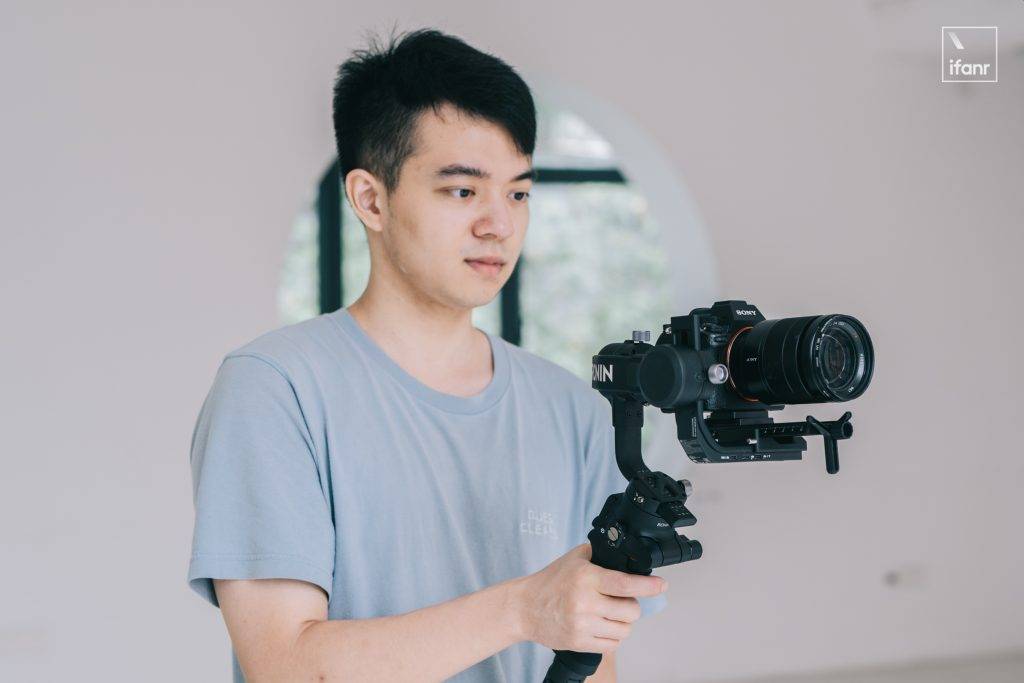 大疆 RSC 2 评测：可折叠，却不只是便携 | 爱范儿