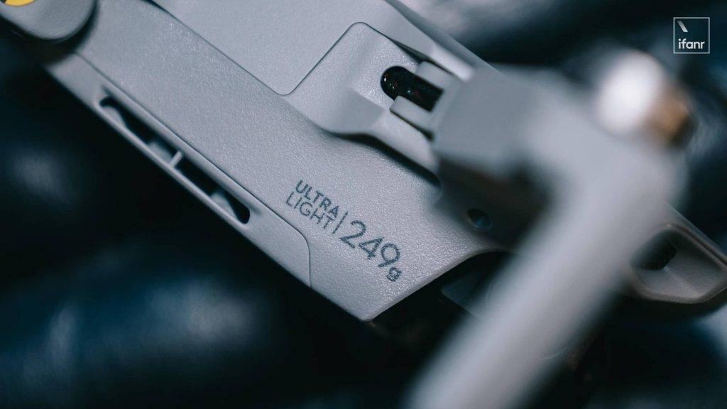 DJI Mini 2 首发评测：小机身，藏大性能 | 爱范儿