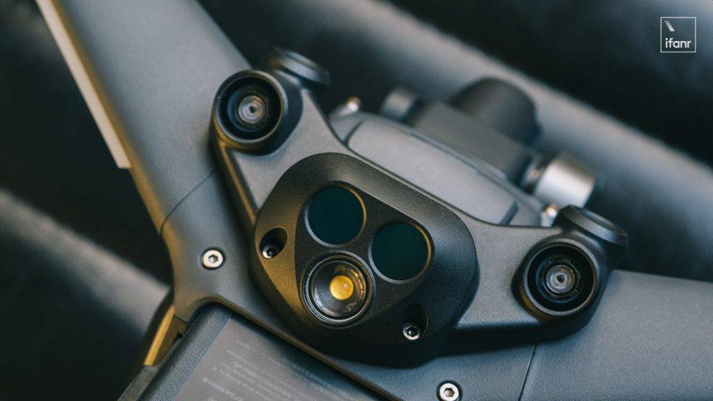 DJI FPV 首发评测：人机合一，让飞行想象走进现实 | 爱范儿