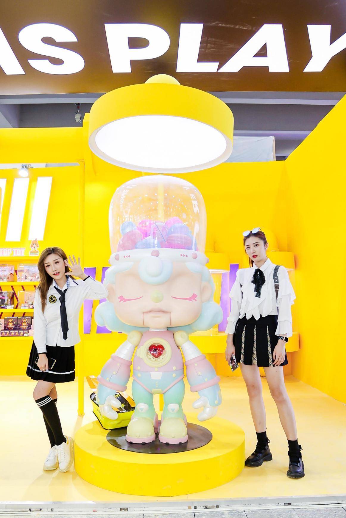 TOP TOY 全国首个大型潮玩展 TTS，携 6 大原创新品重磅亮相 | 爱范儿