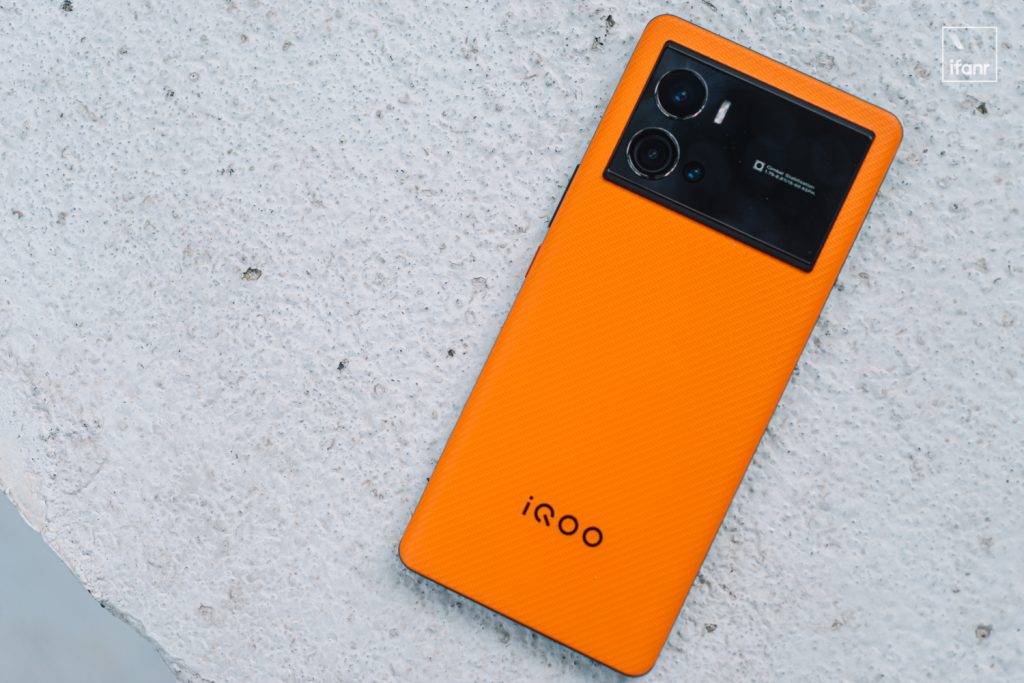 iQOO 9 Pro 体验：面面俱到的旗舰王者 | 爱范儿