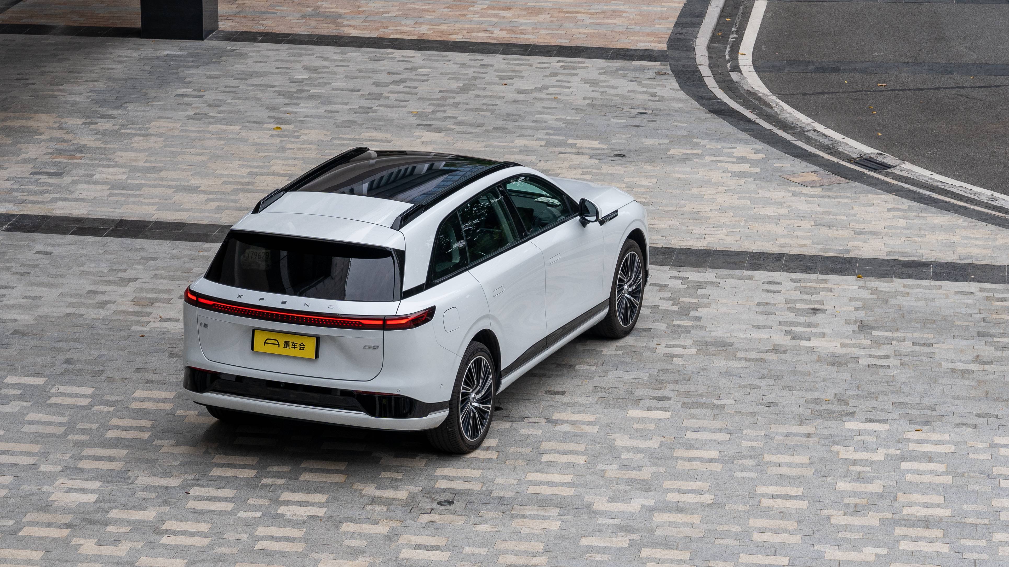 小鹏 G9 全方位解析：30.99 万起，同价位堆料最足 | 爱范儿