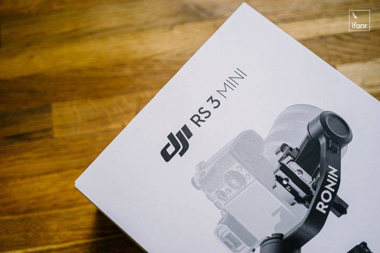 大疆 DJI RS3 mini 体验：更小更轻更便宜的 RS3，更纯粹的稳定器 | 爱范儿