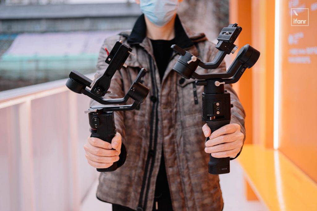 大疆 DJI RS3 mini 体验：更小更轻更便宜的 RS3，更纯粹的稳定器 | 爱范儿