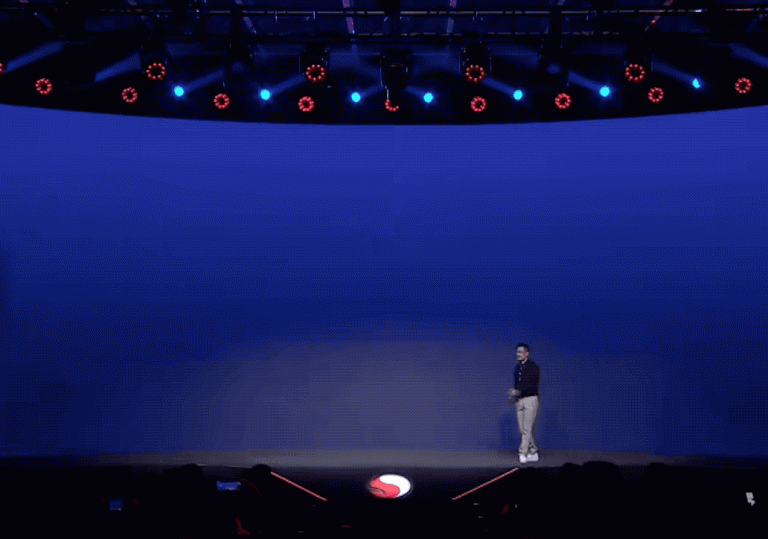 Redmi Note 12 Turbo 首发体验：1999 起！从大屏到大屏旗舰的 Redmi Note | 爱范儿