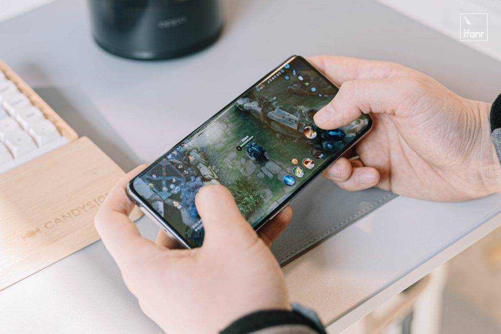 OPPO AX5400 WiFi 6 路由器体验：好看，够用 | 爱范儿