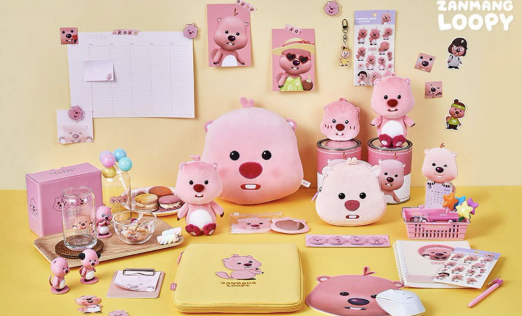 名创优品新联名火爆出圈！她是堪比「玲娜贝儿」的新顶流 | 爱范儿