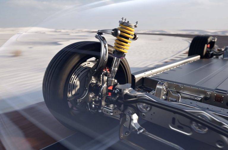 极氪发布百万级轿跑 001 FR，零百 2.07 秒，快过 Model S Plaid | 爱范儿