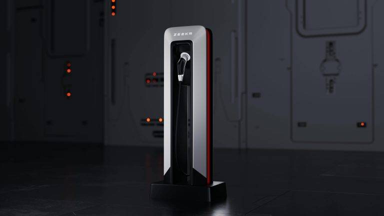 极氪发布百万级轿跑 001 FR，零百 2.07 秒，快过 Model S Plaid | 爱范儿