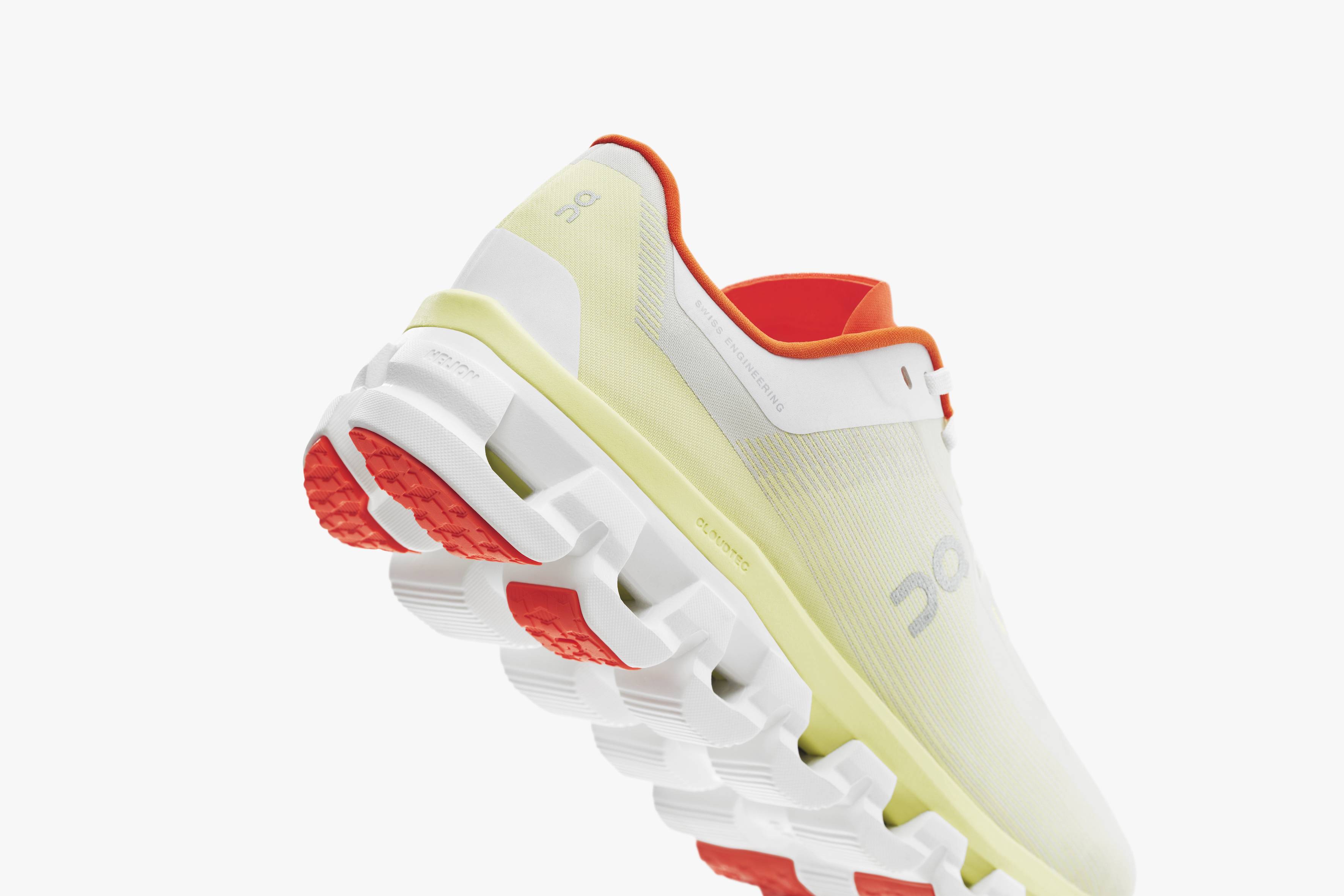 On 昂跑推出全新 Cloudflow 4 | 爱范儿