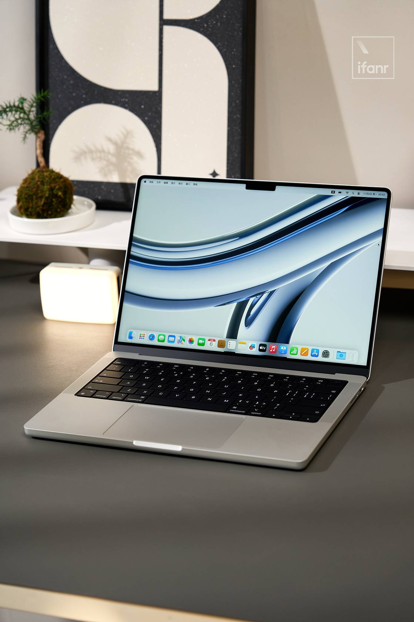 M3 MacBook Pro 评测：Mac 可以打游戏了，但这不是它最大的亮点 | 爱范儿