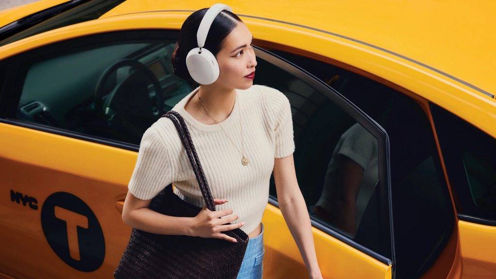 Sonos 首款耳机 Sonos Ace 正式发布，对标苹果 AirPods Max 售价也是 3999 元 | 爱范儿