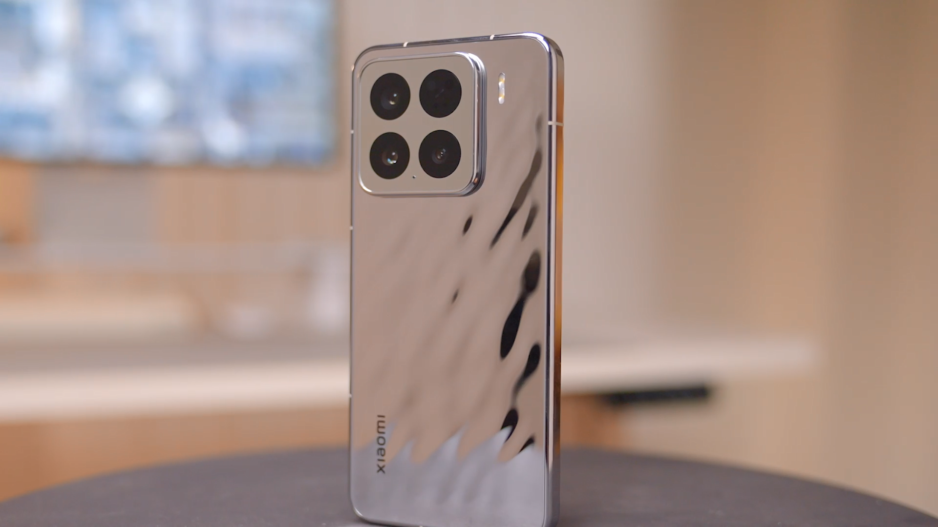 小米 15 Pro 评测：基础体验比什么都重要 | 爱范儿