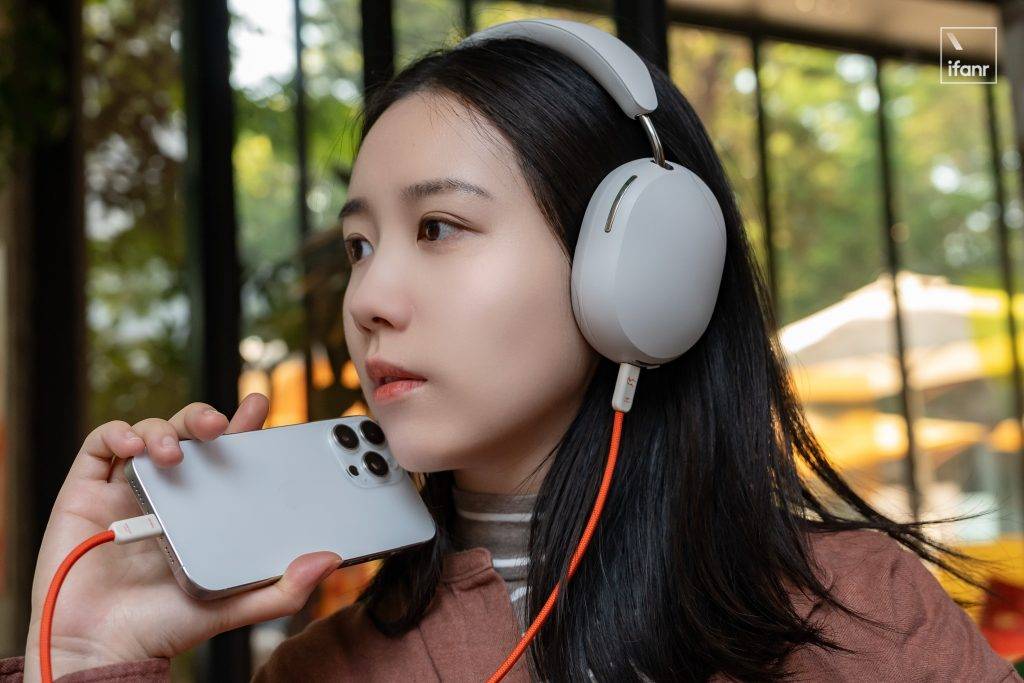 Sonos Ace 耳机体验：3999 元，找一个不选苹果和索尼的理由 | 爱范儿