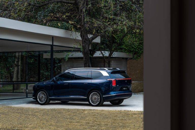 直面问界 M8和理想 L8， 27.98 起的广汽昊铂HL开启预售 | 爱范儿