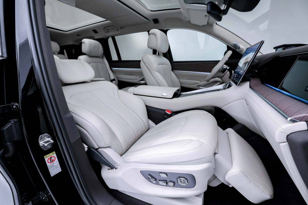 38.98 万元！腾势 N9 正式发售，问界 M9 迎来最强对手 | 爱范儿